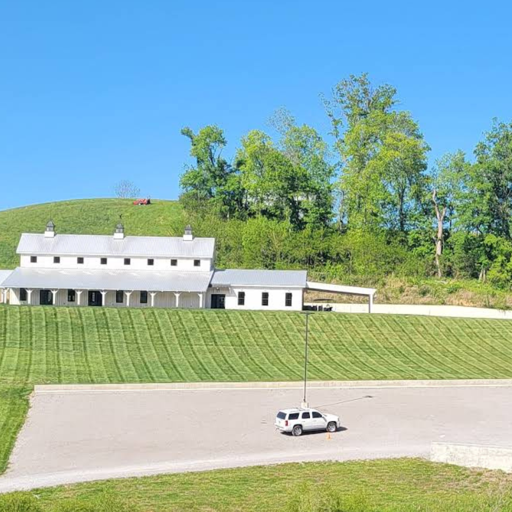 About Us - Cutting Edge Lawn and Landscaping Spring Hill, TN